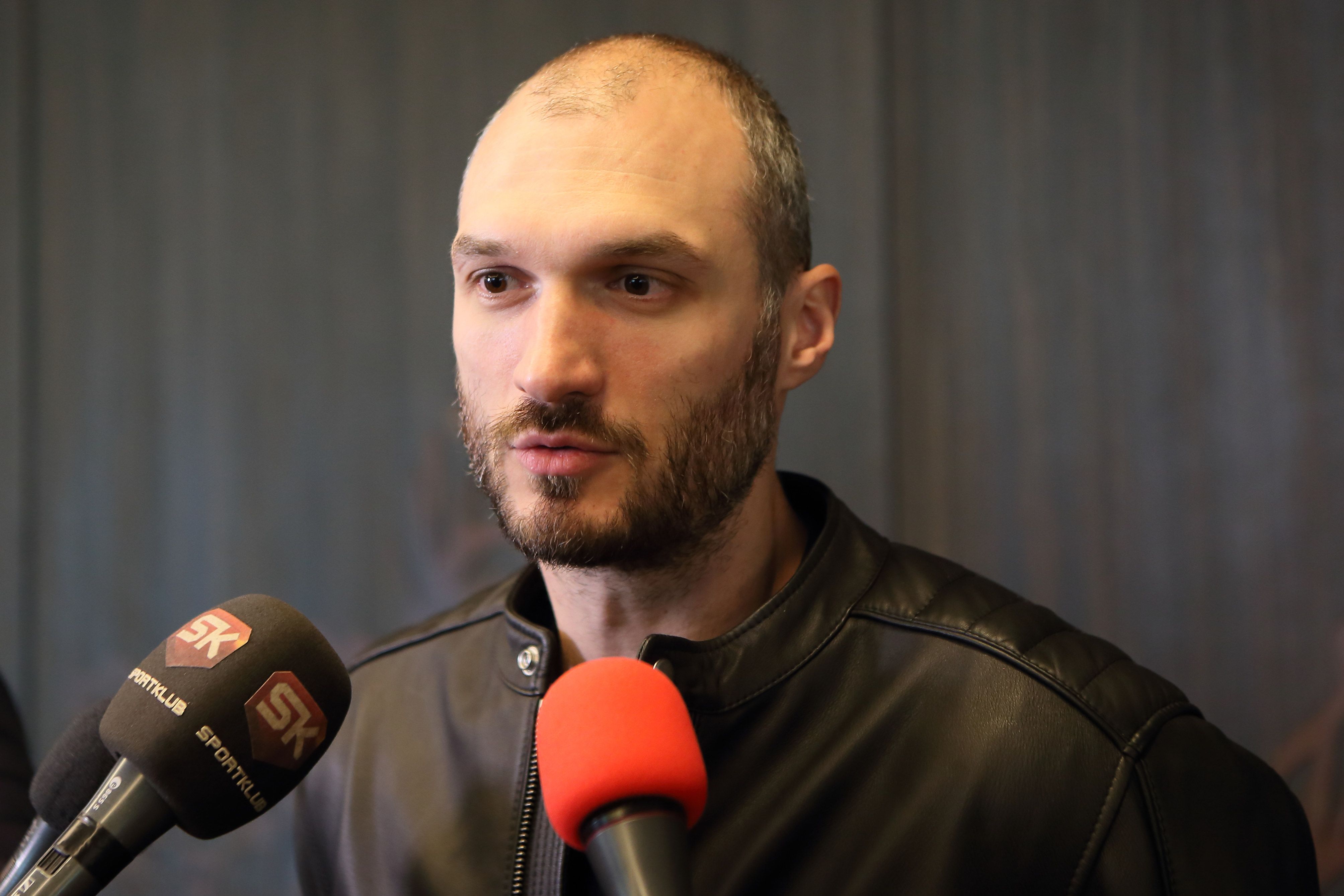 Novo pojačanje "crveno-belih": Marko Simonović se vratio u Zvezdu ...