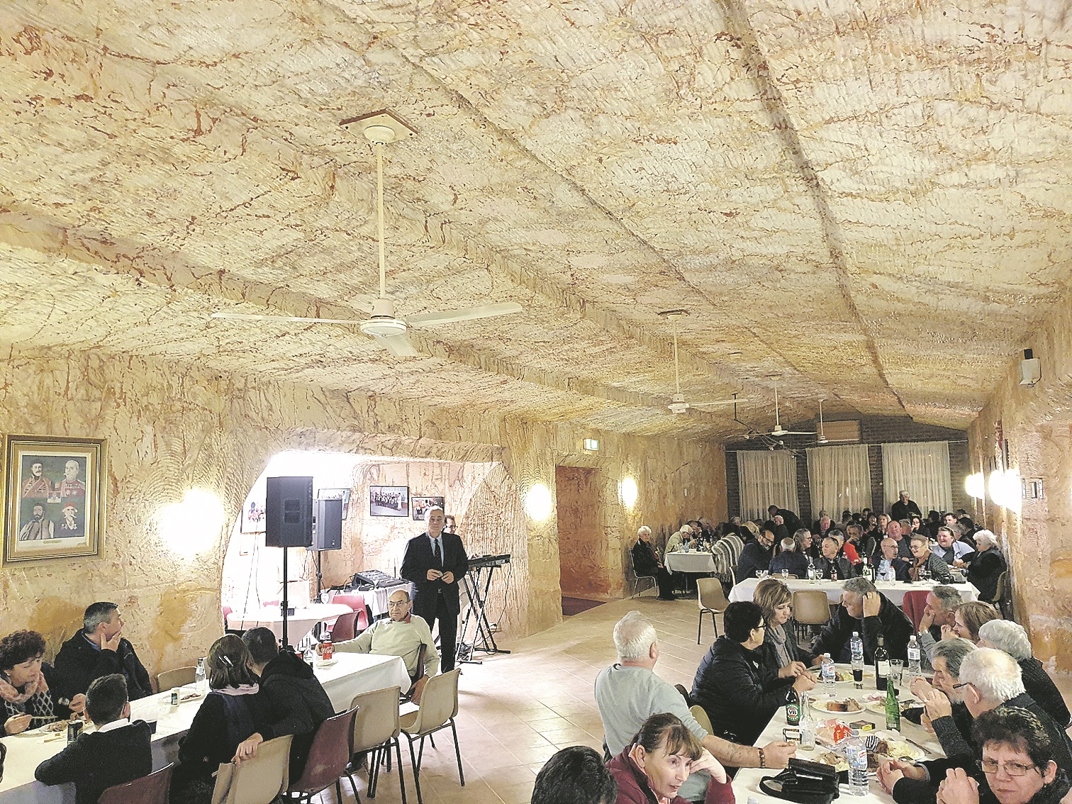 Kuber Pidi: Liturgija u srpskoj svetinji ispod zemlje - Vesti online