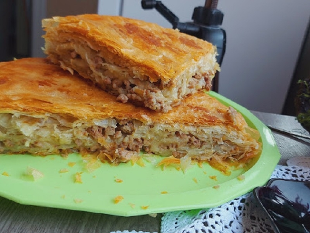 Recept za najbolji burek sa mesom - Vesti online Recept za najbolji burek sa mesom - Vesti online