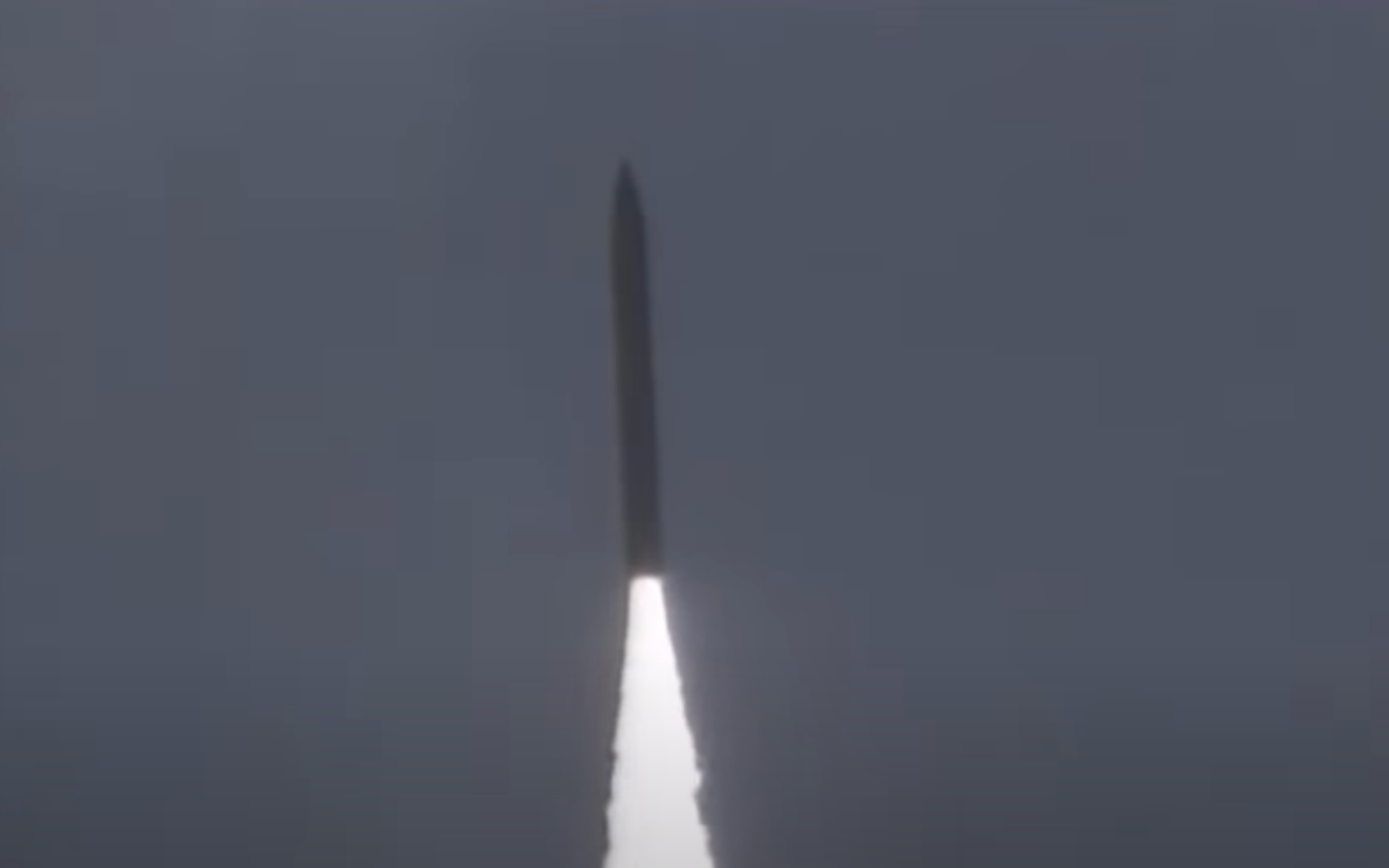 Severna Koreja lansirala najmanje dve balističke rakete u Japansko more ...