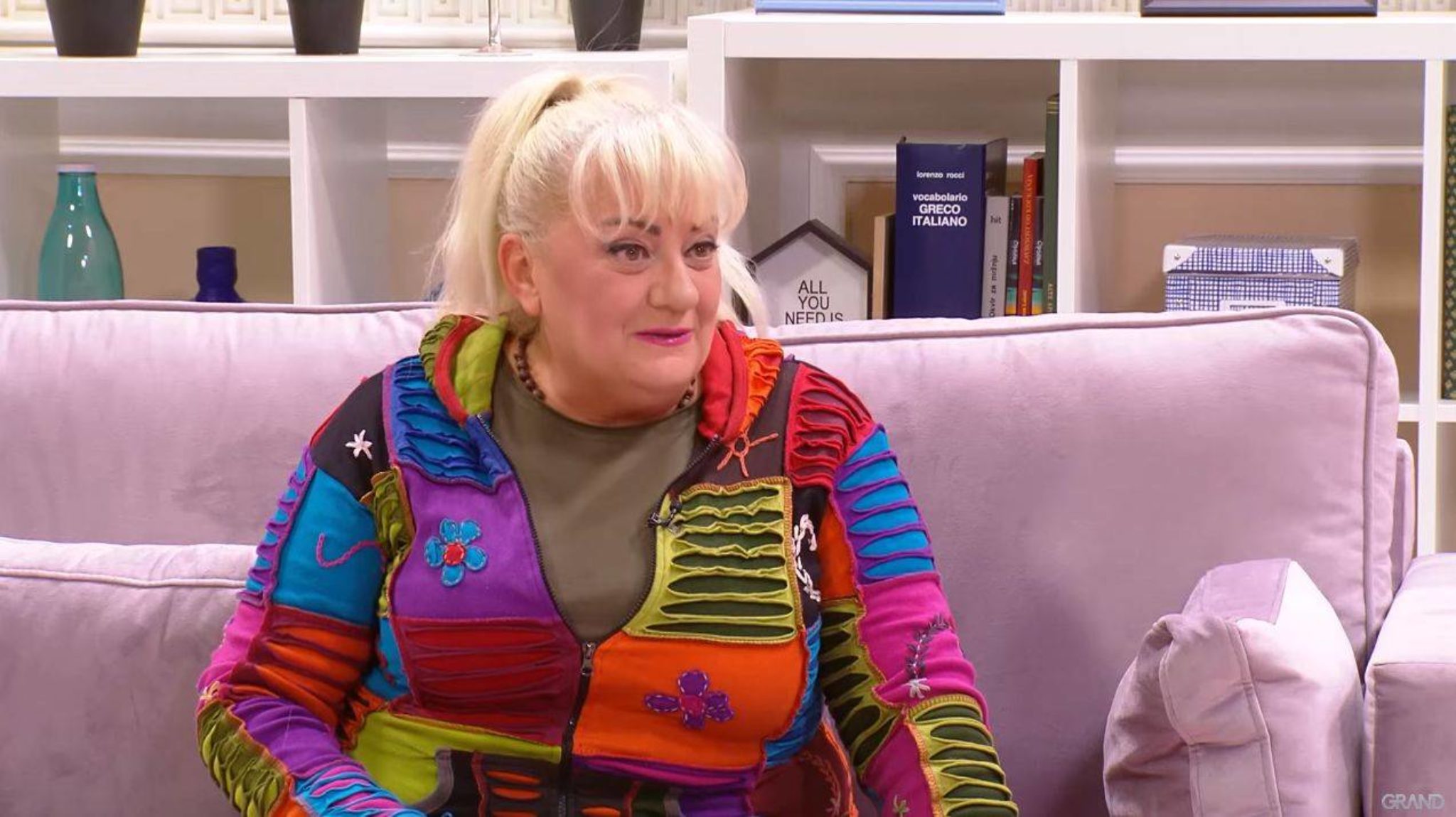 Vesna Rivas šokirala voditelja: Silovala sam svog prvog dečka?! (VIDEO ...