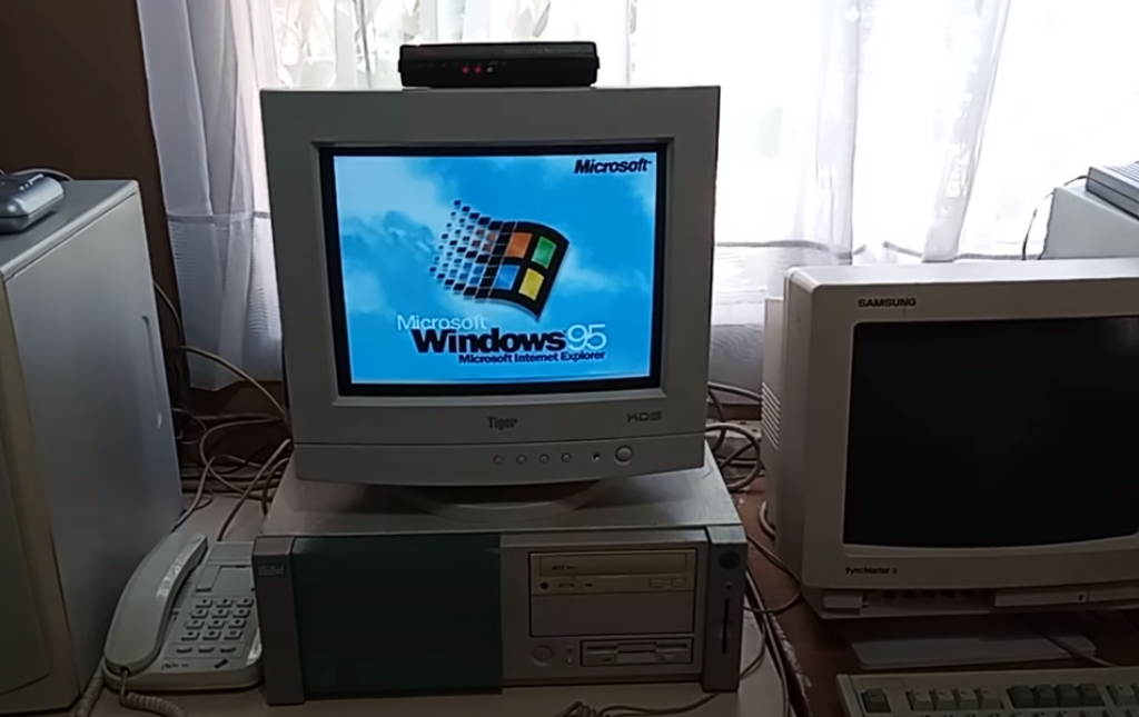 Na današnji dan je lansiran Windows 95 – pogledajte kako je to ...