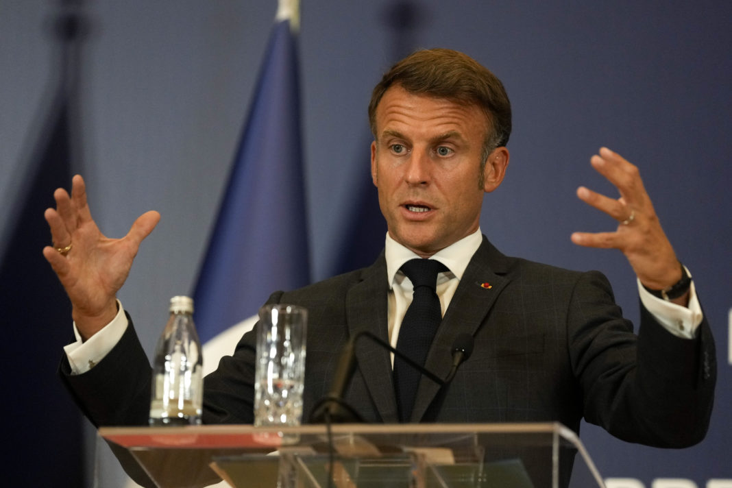 Makron: Evropa mora što pre nabavi oružje kao što je "orešnik" - Vesti ...