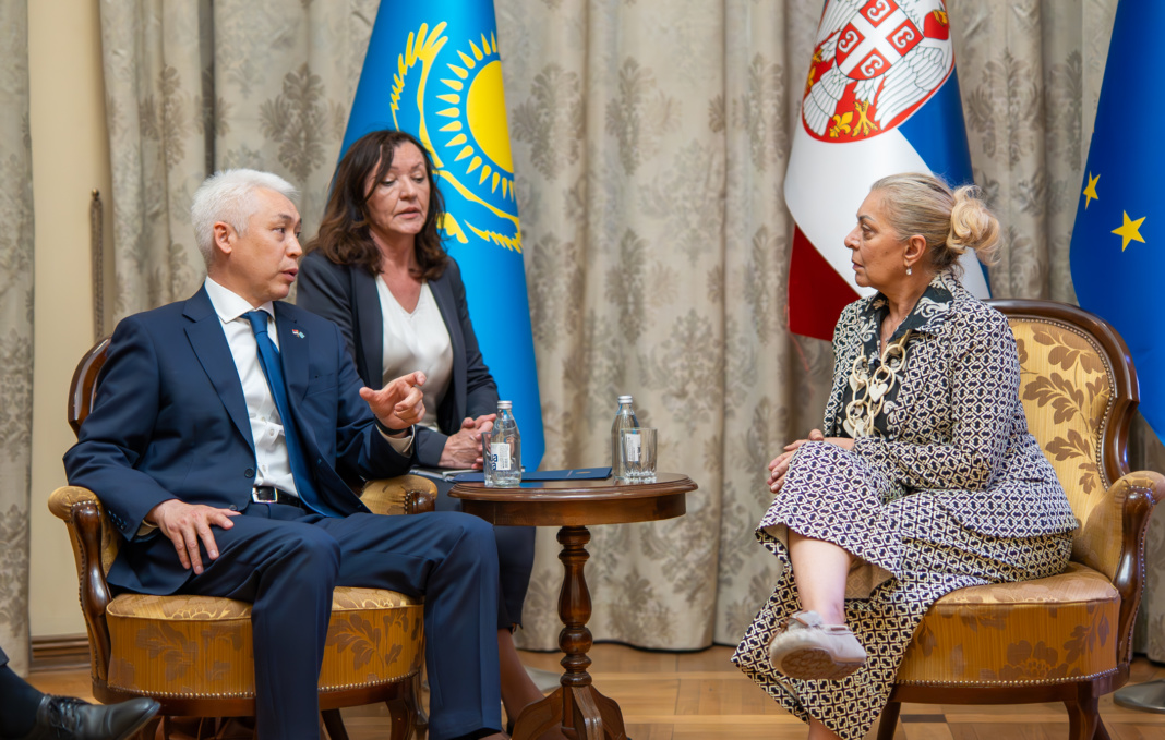 Sofronijević sa Atamkulovim: Odnosi Srbije i Kazahstana tradicionalno dobri - Vesti online